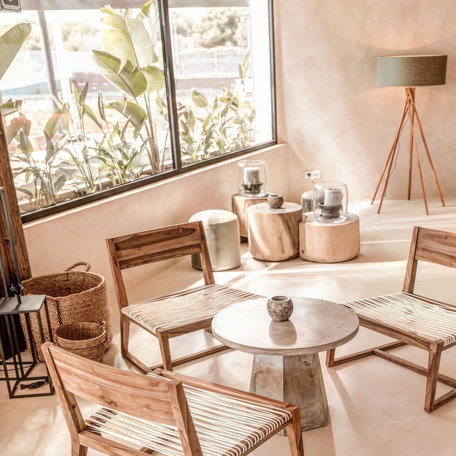 Beach club UM Mallorca – Archidom Studio