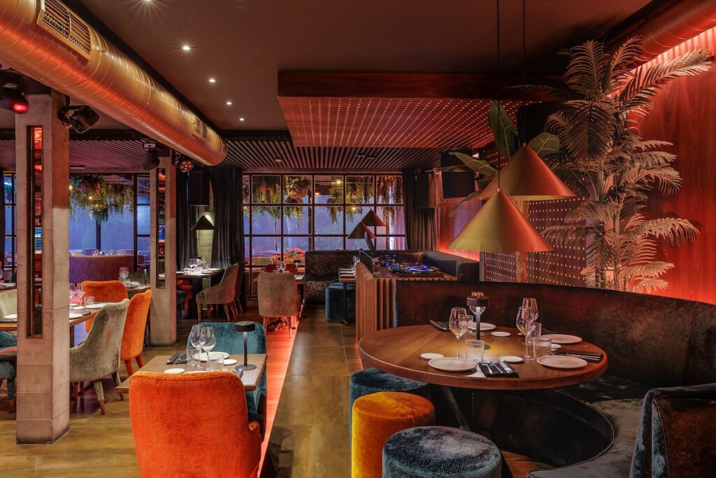 Mosh Fun Kitchen | Archidom Studio